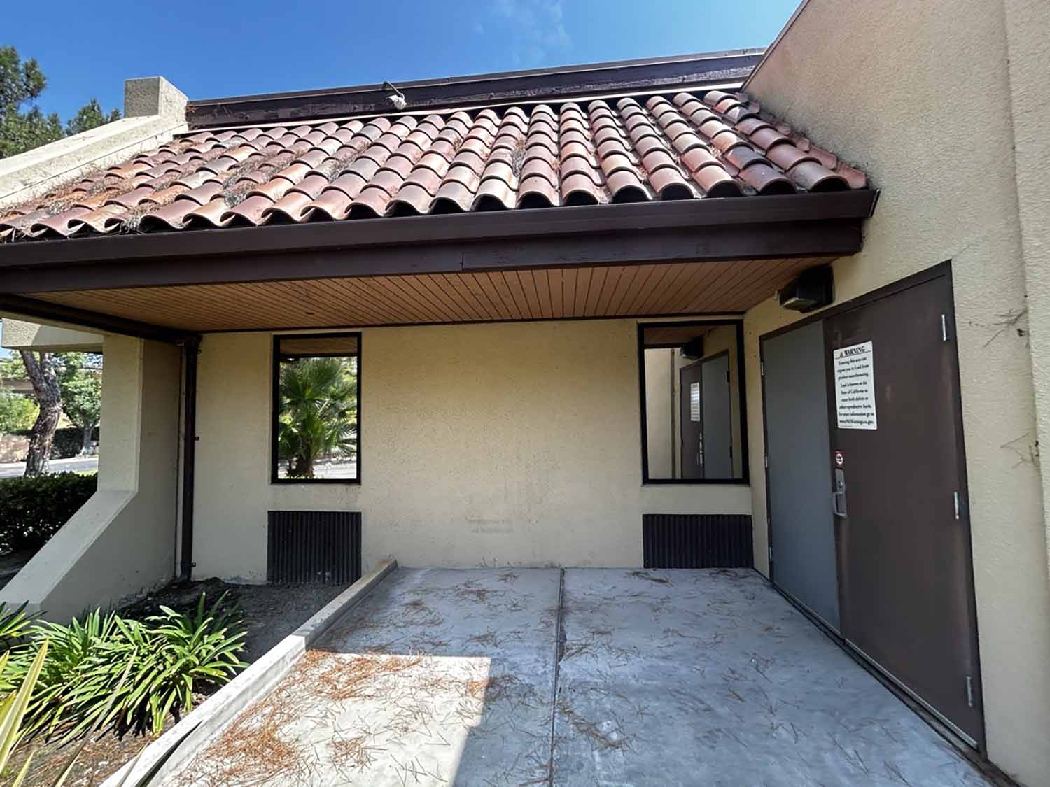 Daytime Privacy & Sun Control Tint for Newark, CA Offices | ClimatePro